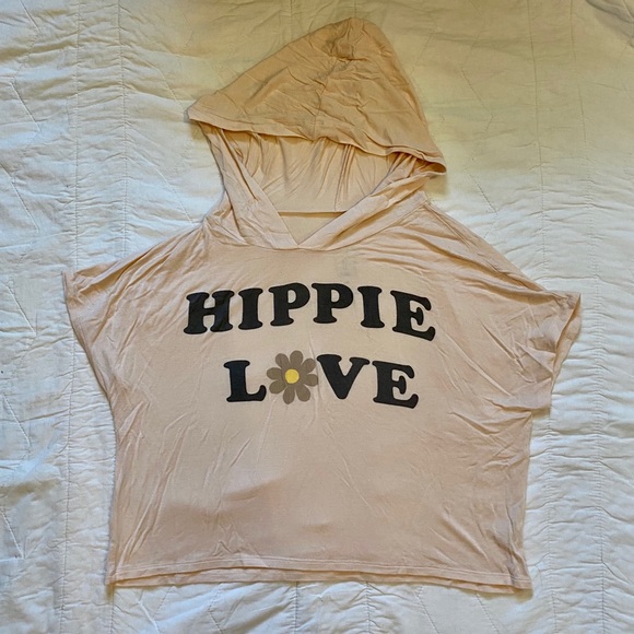 Life Clothing Co | Tops | Life Clothing Co Hippie Love Cropped Hoodie ...
